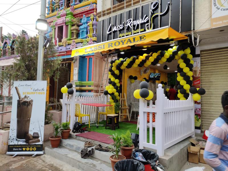 Lassi Royale - Juice & Snack Shop Franchise Opportunity