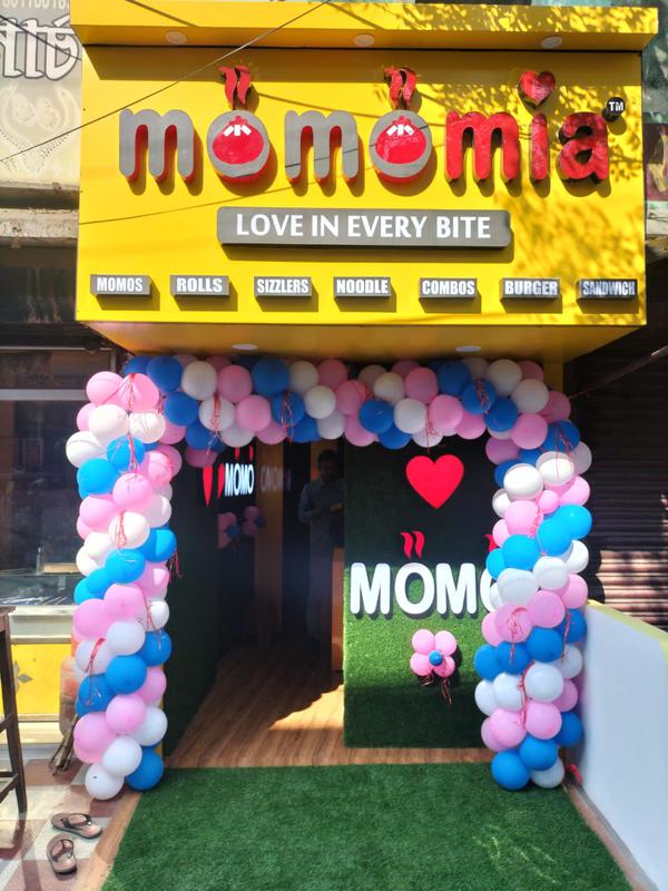 Momomia - Love In Every Bite - Fast Food Restaurant Franchise Opportunity