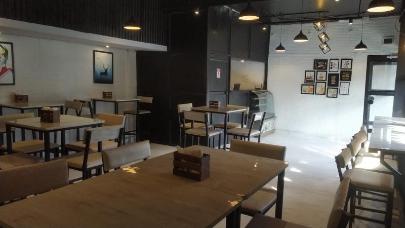 Cafe Investment Opportunity in Sakoli, India seeking INR 4 lakh