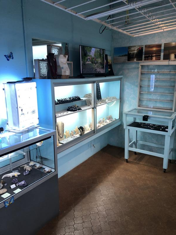 Jewelry Store for Sale in Jaco, Costa Rica seeking USD 55 thousand